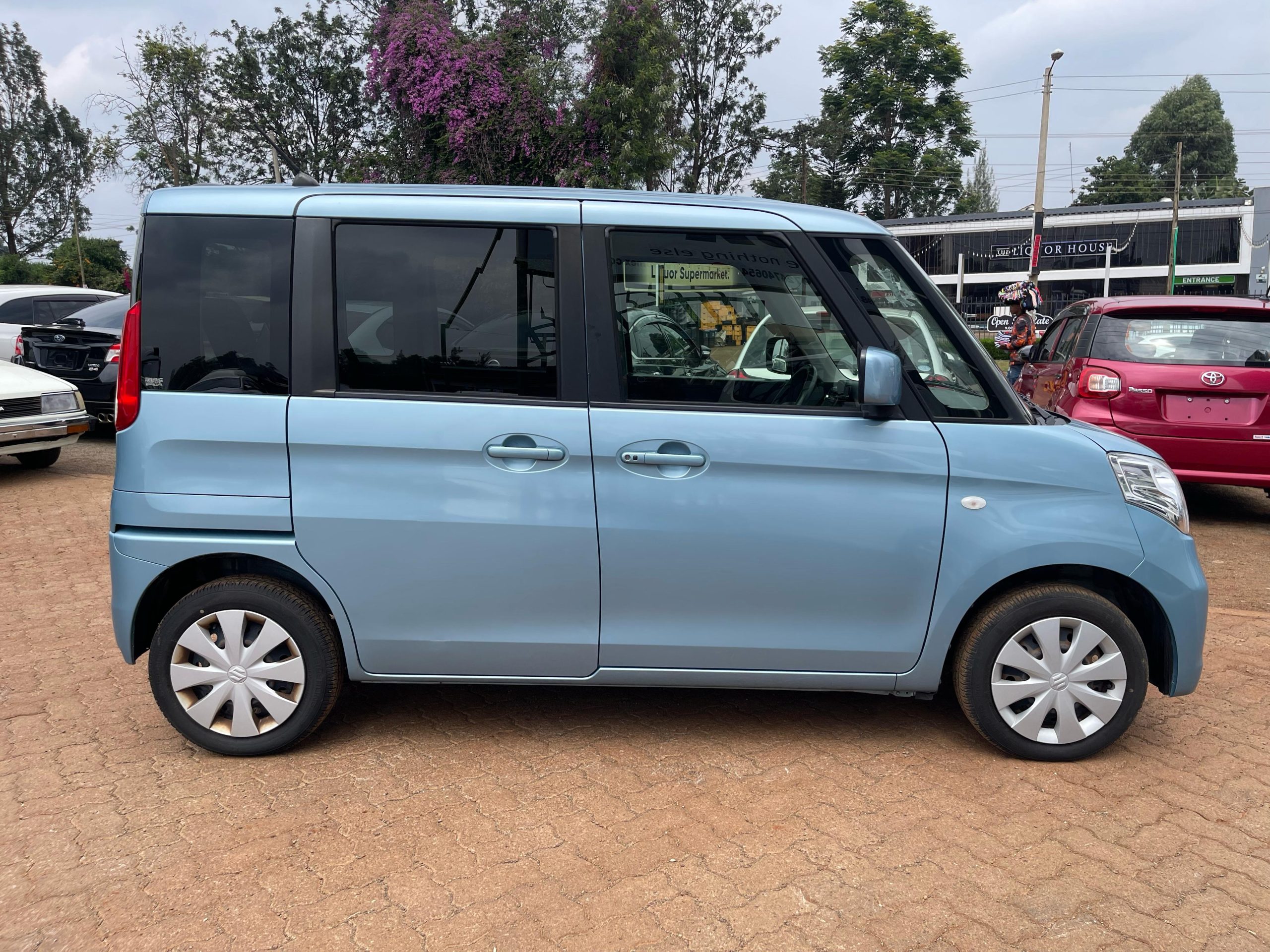 Suzuki Spacia 2016 – Pick and Drive